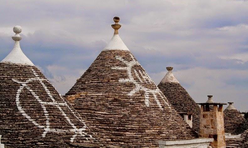 The most beautiful cities: Huts «Trulli» Alberobello in Italian